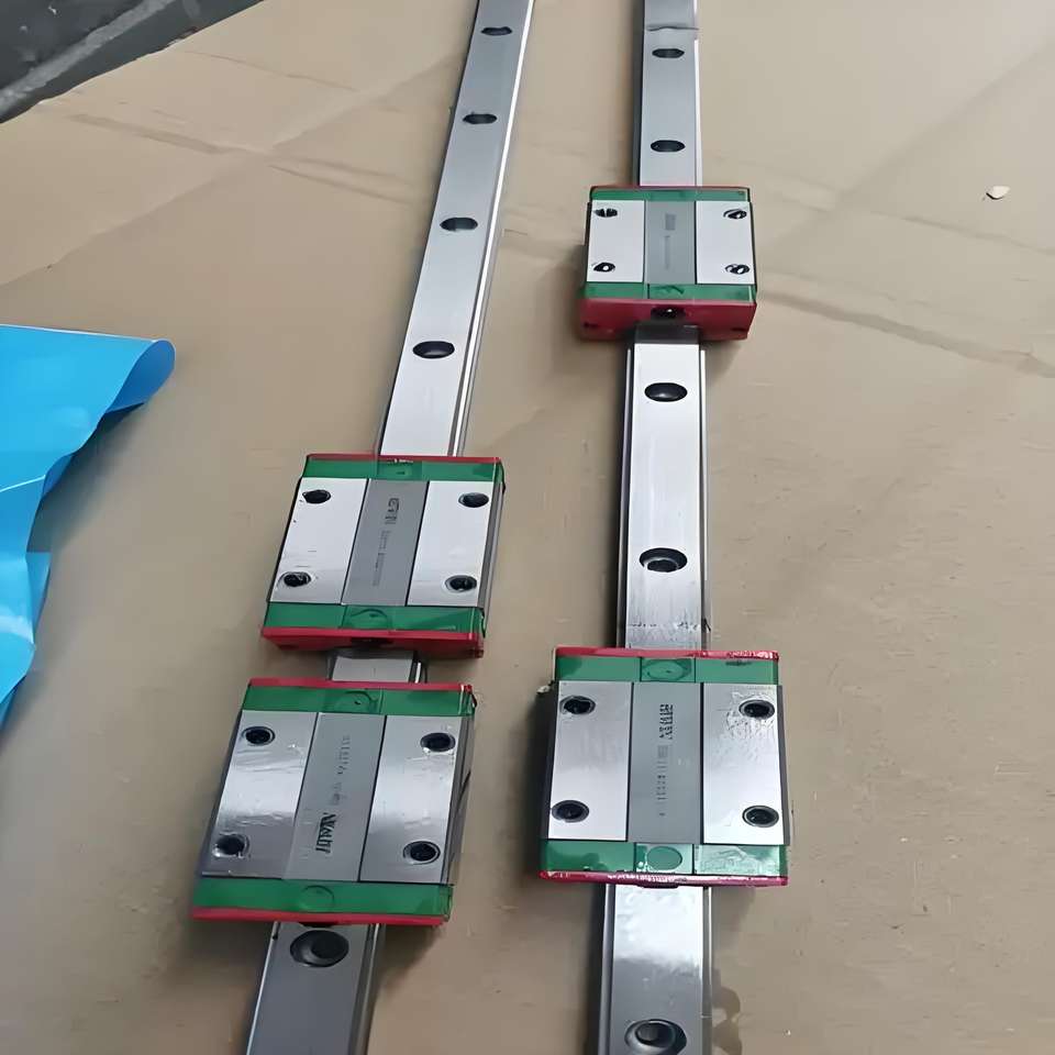 EGW15SA High Precision Compact Linear Guides High Rigidity Load ...