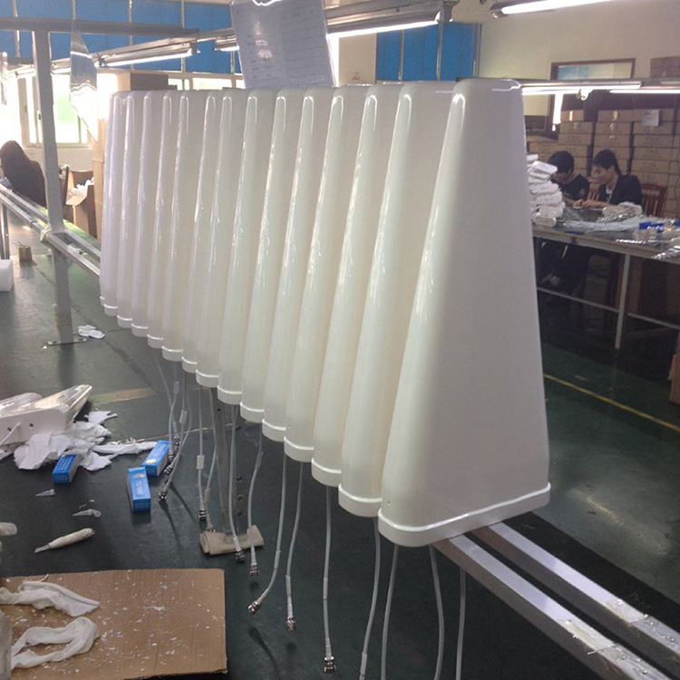 4G Log Periodic Yagi Antenna - 12dBi High Gain Outdoor