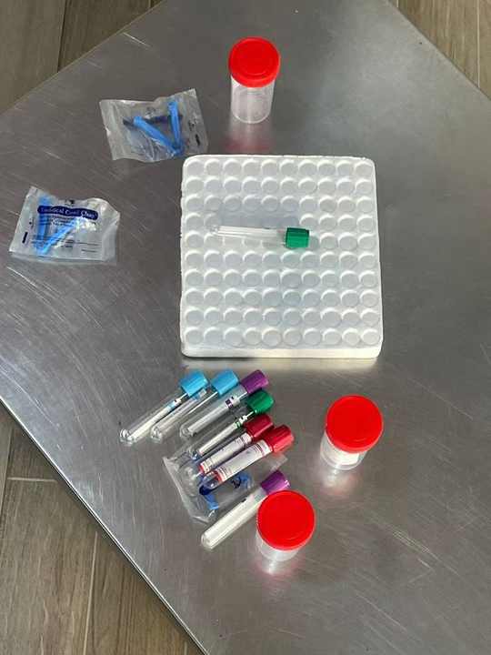 Plastic Disposable Blood Sample Collection Tube Vacuum Blood Collection ...