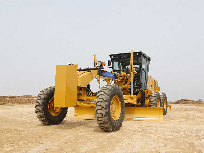 China Rc 170hp Mini Motor Grader SEM917 with Motor Grader Hydraulic ...