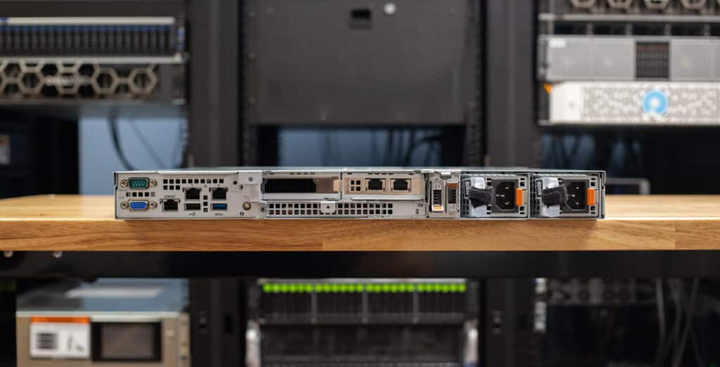 PowerEdge R360 8SFF 1U Rack Server 32GB DDR5 PERC H755 Intel Xeon E ...