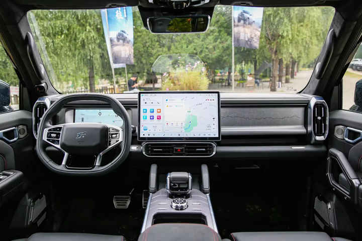 2025 Jetour T2 SUV Traveller - Compact SUV with Turbo Gas Engine