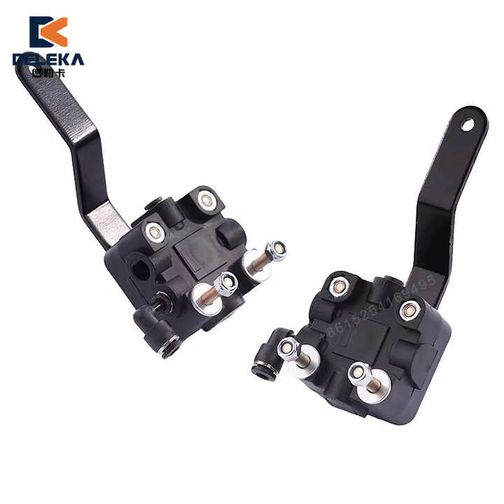 Shacman Truck Parts Height Control Valve DZ15221440036 DZ15221440037 ...