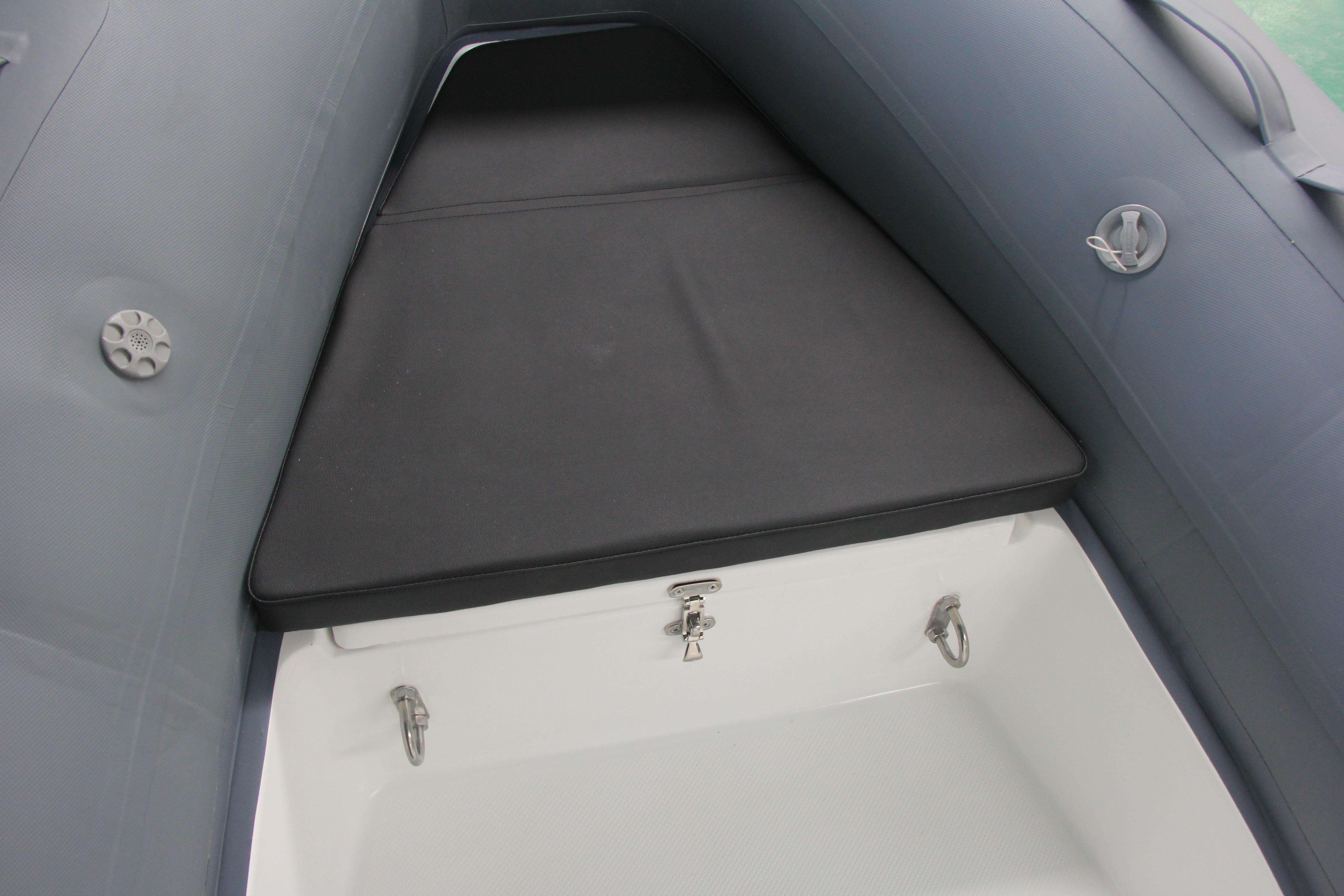 How to Choose the Best Fishing Boat Fiberglass 18ft for Your Needs