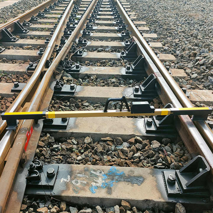 Railway Digital Track Level Gauge - Precision & Efficiency