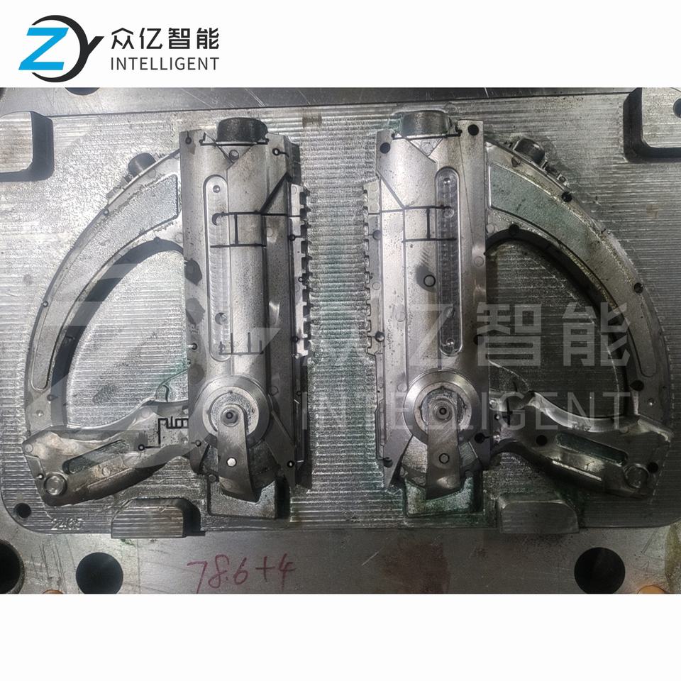 Injection Mold Is Made of HH136 High-performance Steel for Gun Model ...