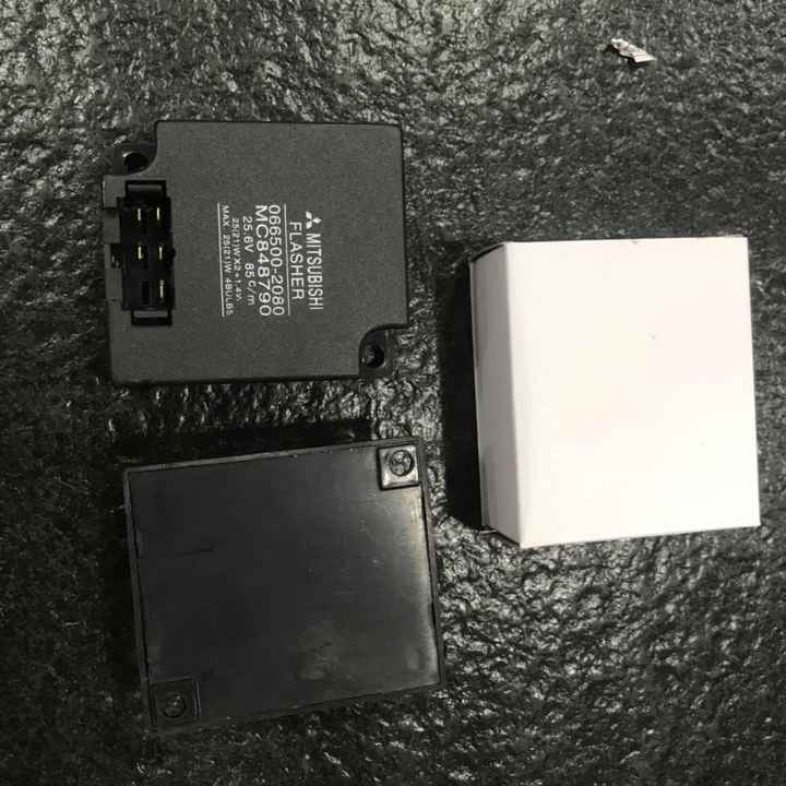 (OE # MC848790) Fabrik preis Gute Qualität 5Pins Auto Flasher für ...