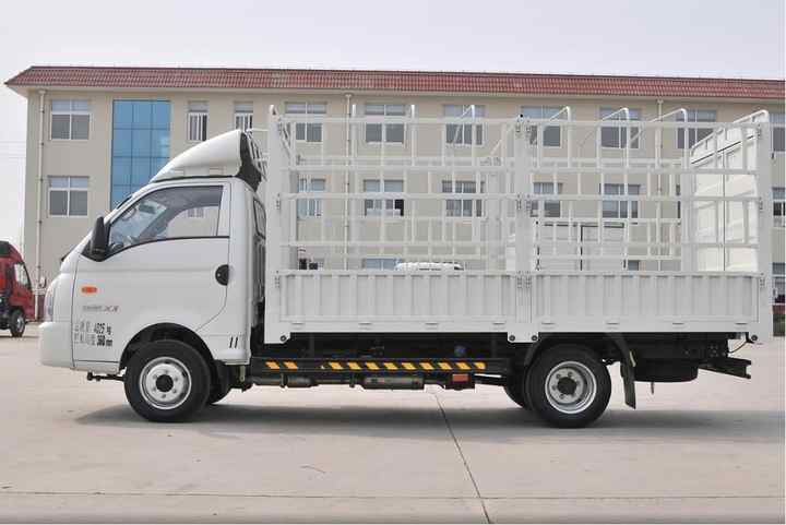 KAMA Customized Mini Trucks - Efficient Second Hand Solutions