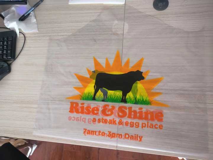 High Quality Transparent Plastic Wave Top Bag with Die-Cut Handle