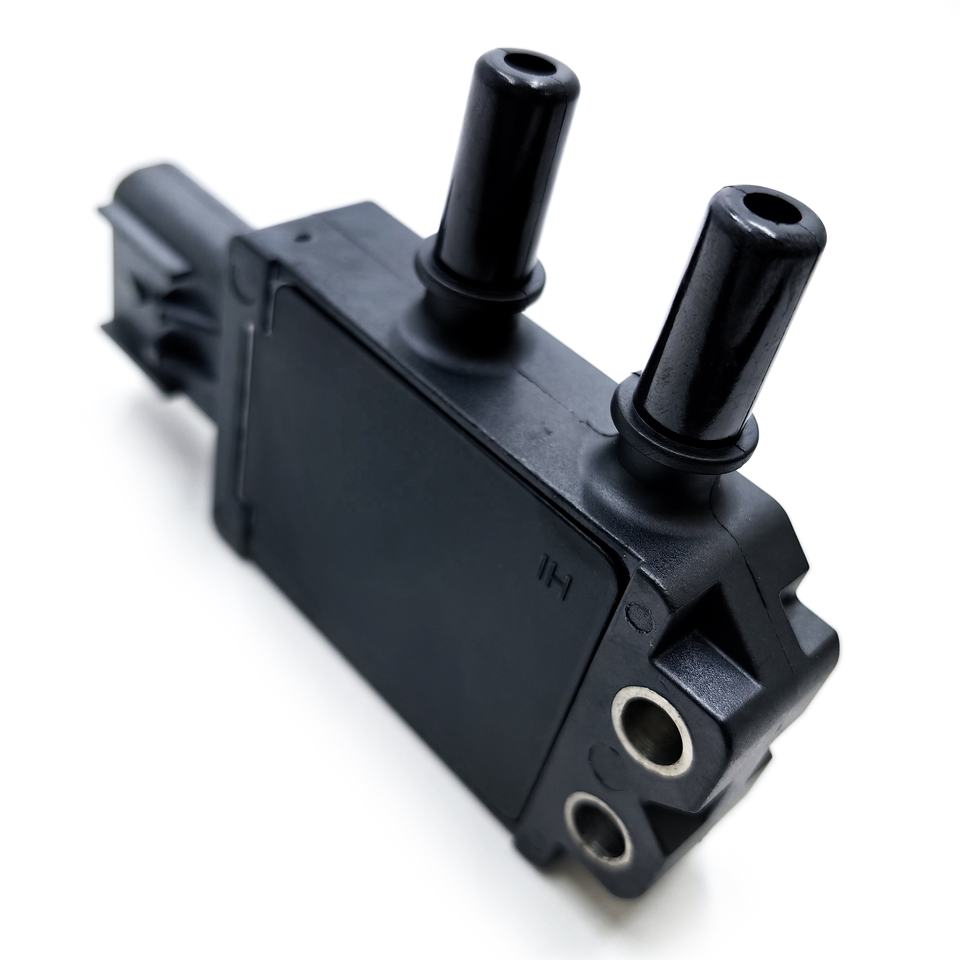 Truck Accessories Differential Pressure Sensor 2871960 4307786 1925979 ...