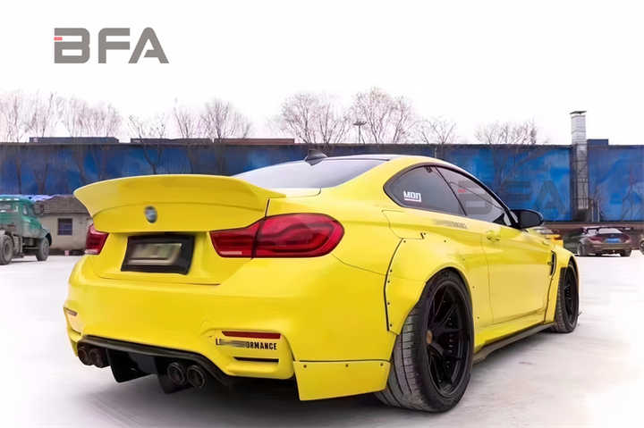 BMW 4 Series M4 F82 F83 Upgrade Lb-Style Wide-Body Body Kit