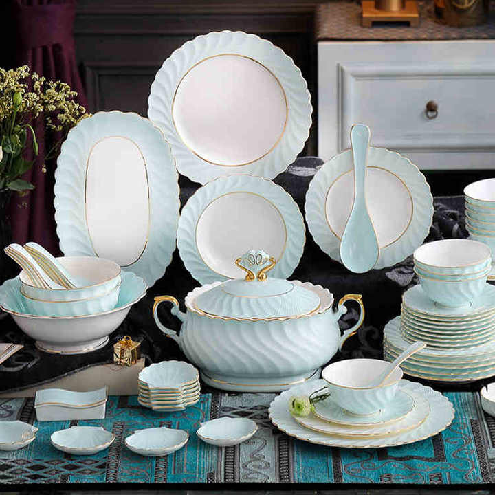 Luxury Porcelain Dinnerware - Elegant Gold Rim Stripes