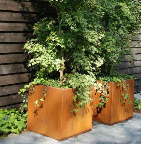 Customized Large Outdoor Tree Metal Planter Garden Pots