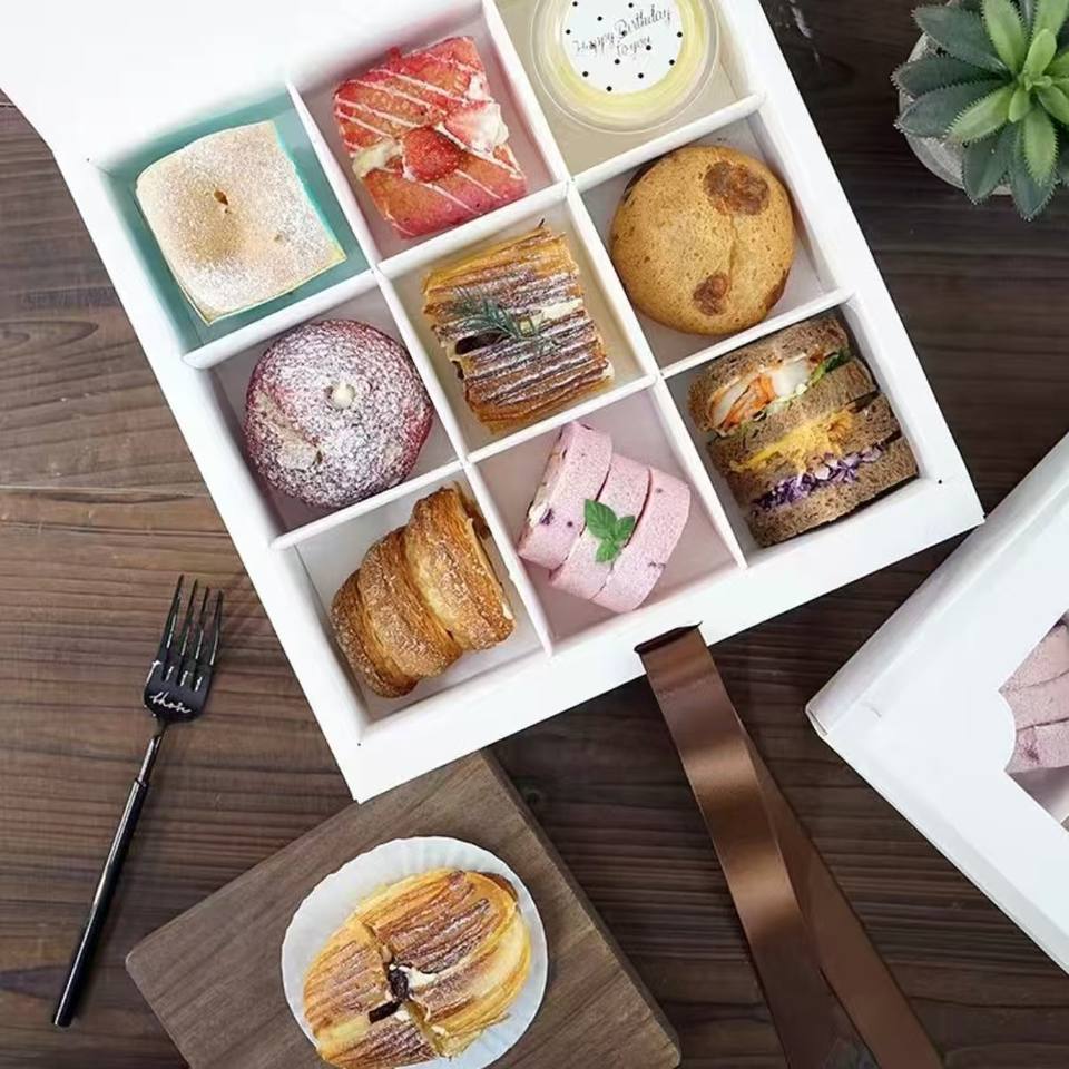 Ins nine-grid cake box, small bread mousse cake box, paper cupcake ...