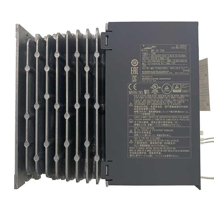 Original 400W Three-Phase Servo Motor Driver MR-J3-40A-RJ070 From Japan ...