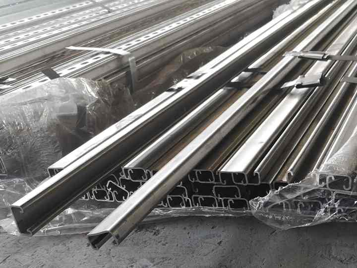 GX SS306 316 Cold Formed Unistrut C Channel 41x41 41x21 Stainless Steel ...