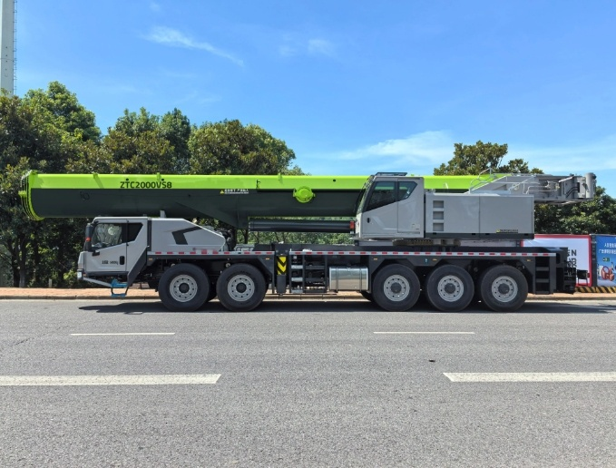 500 Ton Crane 90m Boom 108m Max Lifting Height 485kW Engine 500,000kg ...