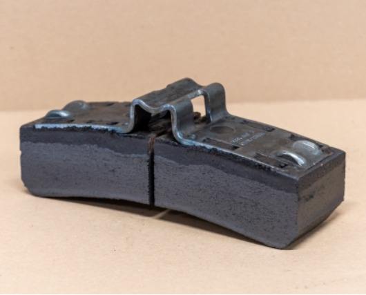Fine Quality Train Parts Railway Brake Pad High Friction Cast Brake ...