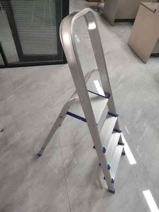 Lightweight Aluminum Foldable Step Ladder for Household Modern Design ...