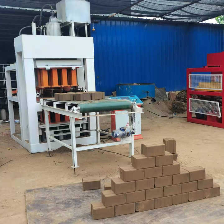 Hydraulic Press Eco Brava Interlocking Brick Making Machinery