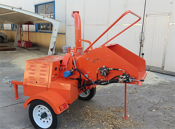 22hp Diesel Engine Wood Crusher Wood Cutting Hydraulic Feeding Wood ...