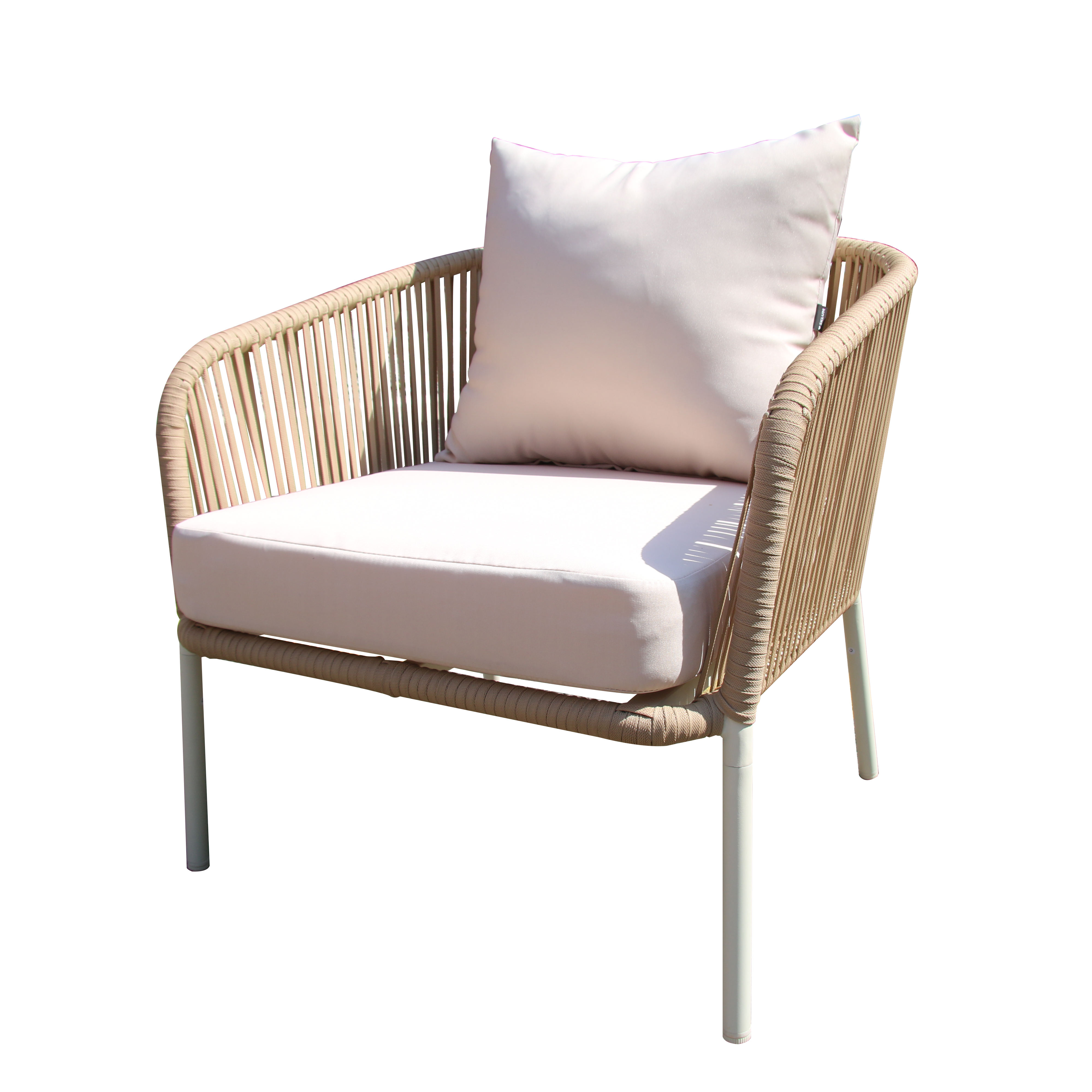 How to Choose the Best Outdoor Side Table: A Complete Buying Guide