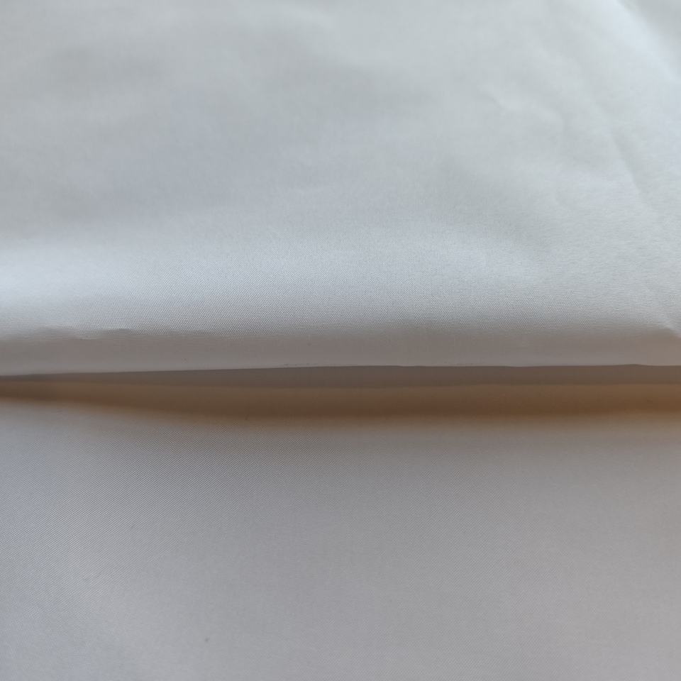 100% Polyester Panne Fabric in White Eco-Friendly Woven Technique for ...