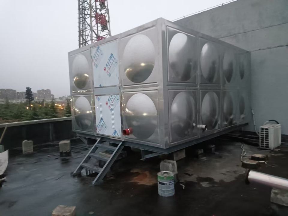 Stainless Steel Vertical Water Tank for High Capacity Storage -Custom ...