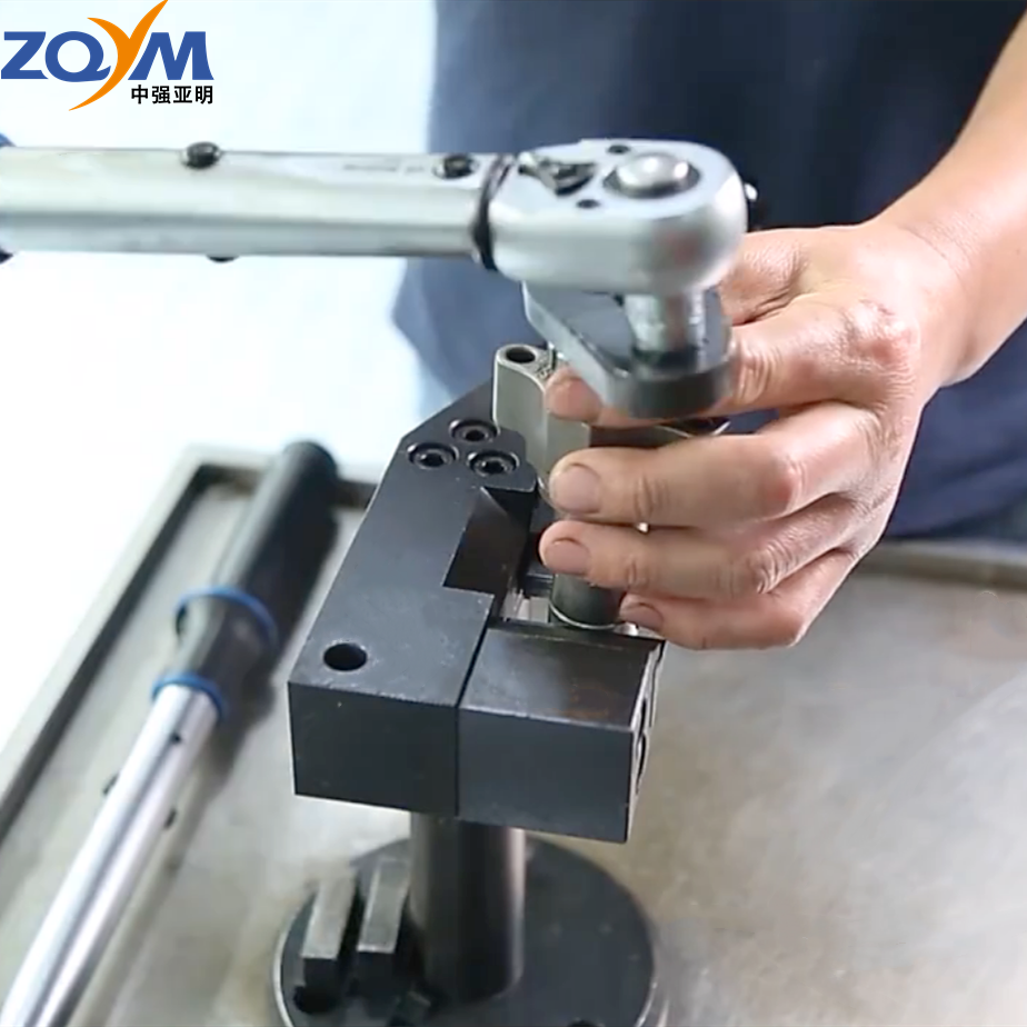 ZQYM 200617 diesel Injector Clamping disassembly Removal tools injector ...