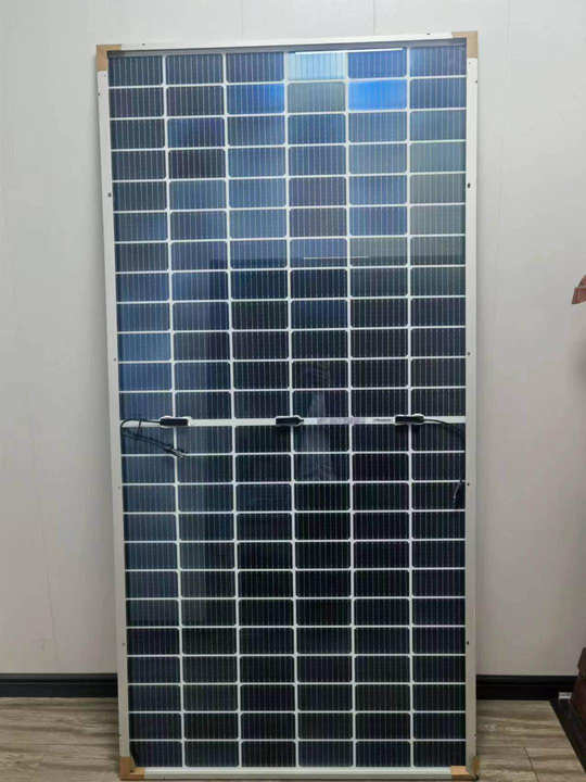 Znshine Solar Panels - High Efficiency 570w-595w Power