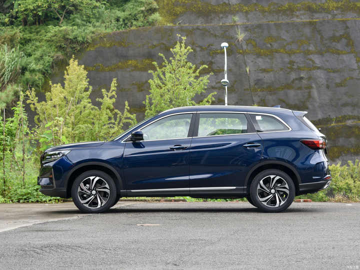 2021 Baic Ruixiang X5 SUV 1.5T Flagship Edition 7-Seater 156hp FWD LHD ...