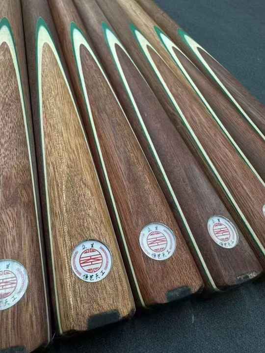 Professional High Quality Single Cue Pool Cues Customizable Luxury ...