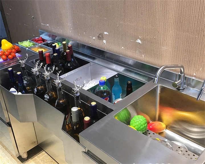 Customized Standard 304 Stainless Steel Bar Equipment