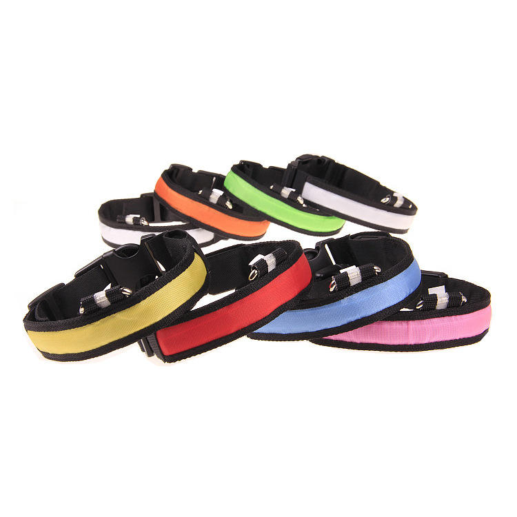 How to Choose the Best LED Dog Collar Custom for Visibility & Safety