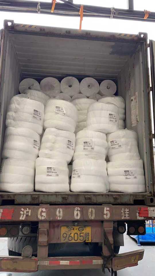OEM Customized 100 Polypropylene Oil Spill Absorbent Booms 20cm*6m for ...