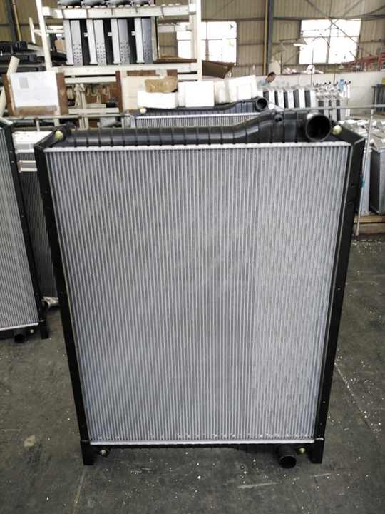Hino 700 E13C Radiator - Reliable Japanese Truck Radiator