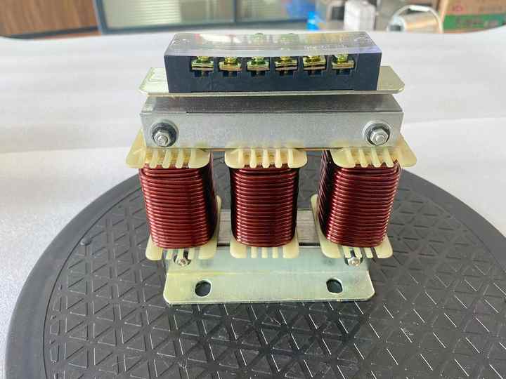 Three-Phase 380V Vector Control VFD Dry Type LV Output Capacitor ...