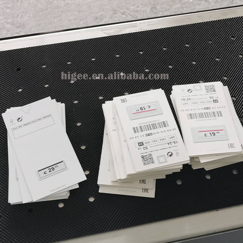 Automatic hang Tag Piggy Back Attaching Machine with 3 Labeling Heads ...