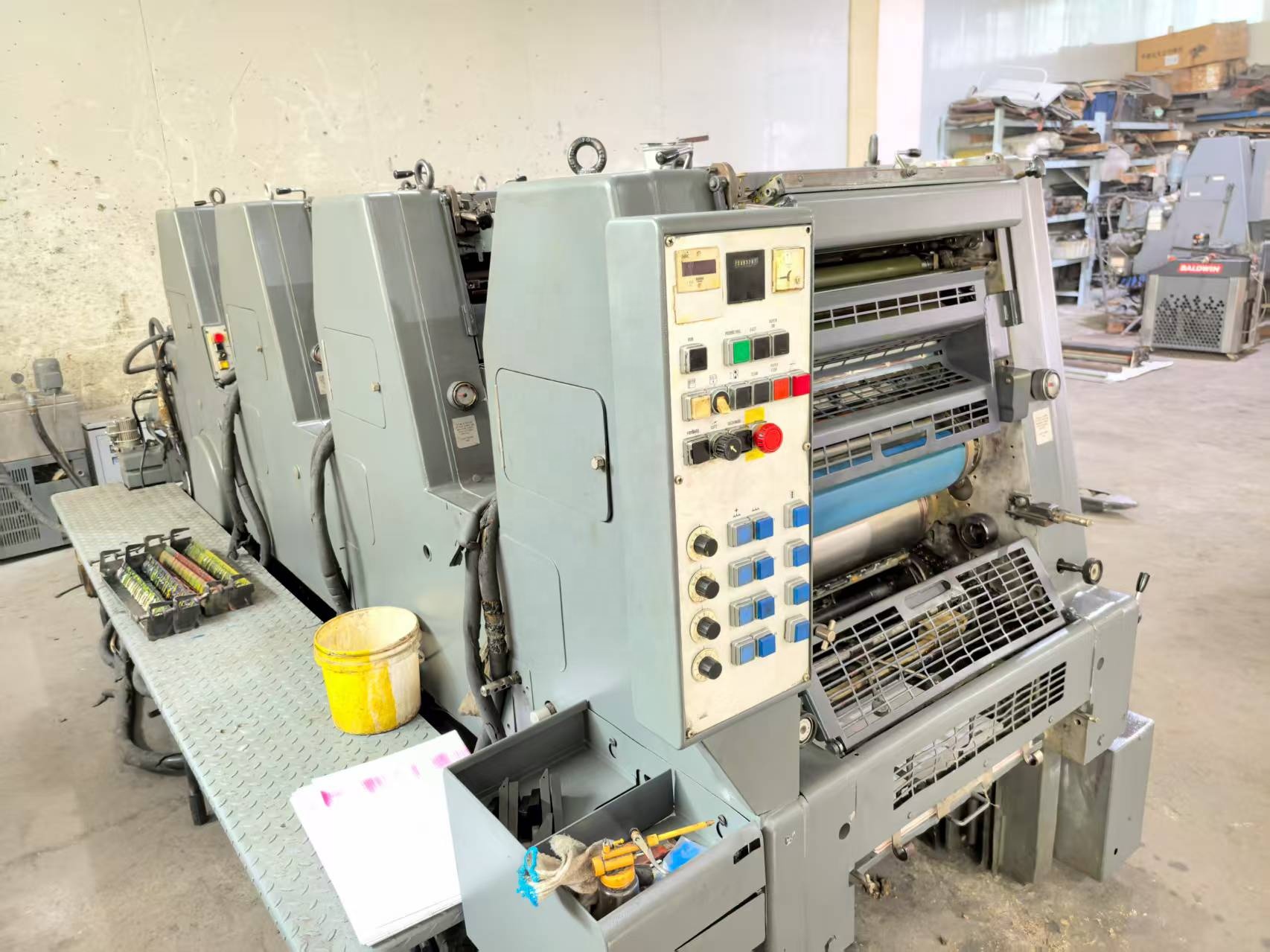 Heidelberg Offset Printer - High Performance Precision Machine