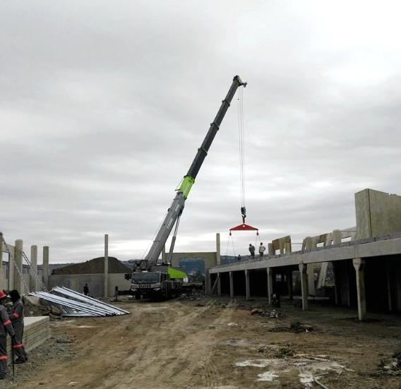 35 Ton Rough Terrain Crane Brand New 4x4 Off-road Hydraulic Mobile ...