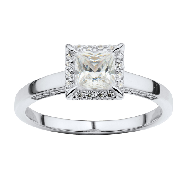How to Choose the Best Silver Engagement Ring: A Complete Buying Guide