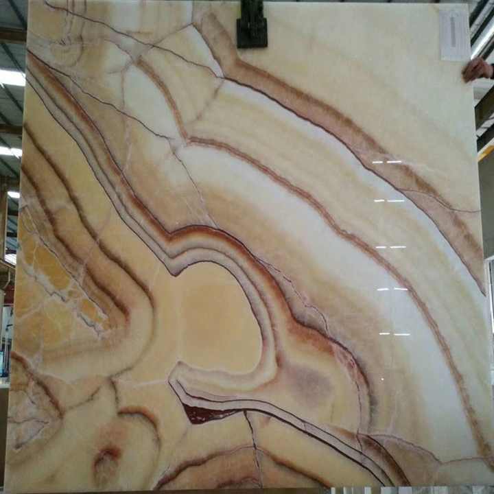 Translucent Onyx Panels - Elegant Vein Cut Backlit Solutions