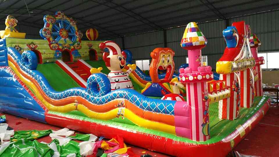 Custom-designed Large-scale PVC Outdoor Amusement Facility, Inflatable ...