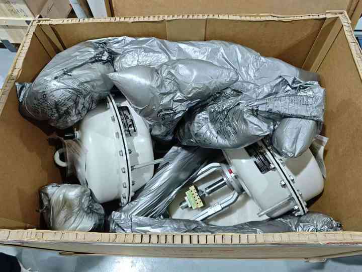 Flowserve High Pressure Linear Globe Angle Control Valves Customized ...