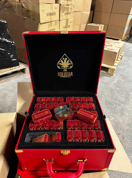 Wholesale 2g Red Aces - Premium Quality & Customization