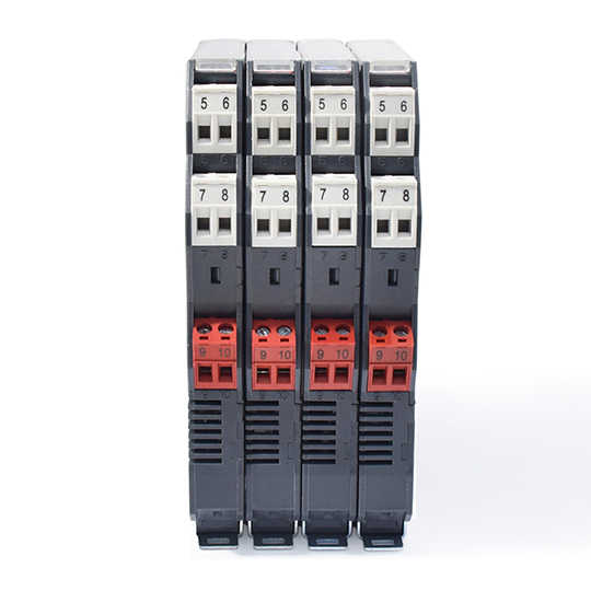 RTD Input Signal Isolator - 2 Inputs, 2 Outputs Converter