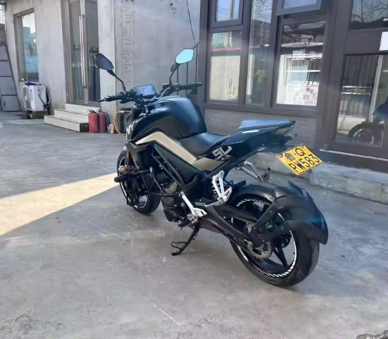 CF Moto NK250 Sport Naked Bike - 250CC Suzuki DL250 Inspired