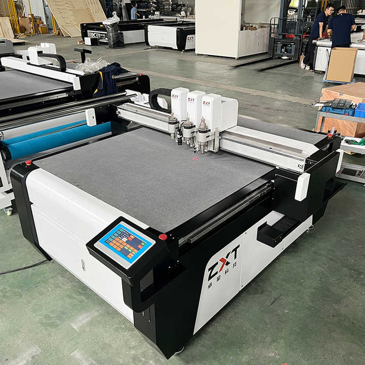 ZXT CNC Digital Automatic Die Oszillieren des Messer KT Board Hochzeits ...