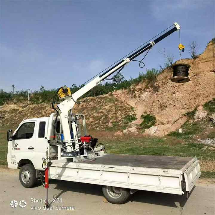 Mini Hydraulic Pickup Truck Mounted Crane Boom Lift Crane Reliable Quality 800 kg 1000 kg Mobile ...