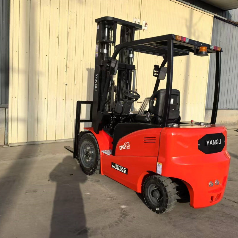 How to Choose a Second Hand Forklift: Ultimate Buying Guide